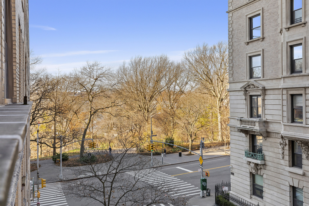 4C At 186 Riverside Drive Listing Information